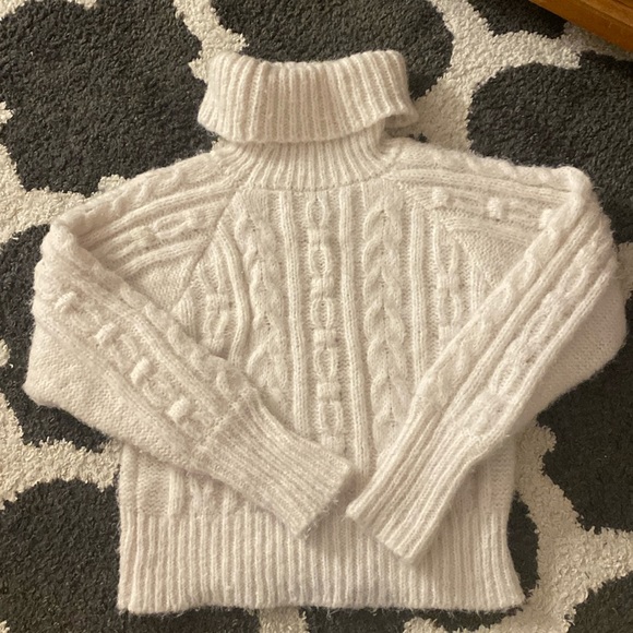 a new day | Sweaters | Whitecream Sweater Very Soft Nice Shape | Poshmark